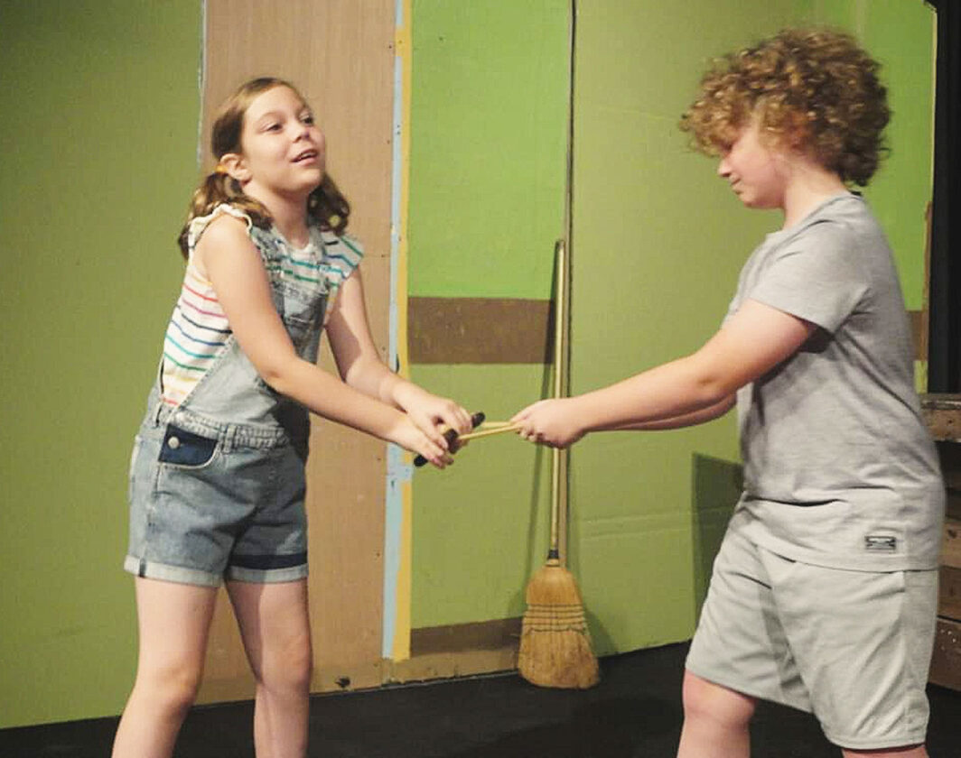 Mid-Ohio Valley Players closing season with ‘Abernathy in Marietta ...